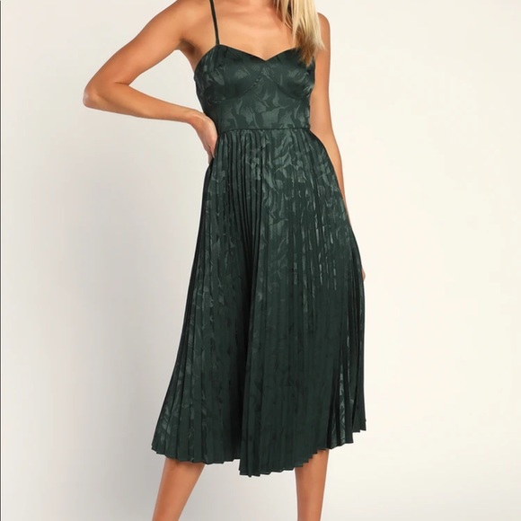 Lulus | Dresses | Green Pleated Midi Dress | Poshmark